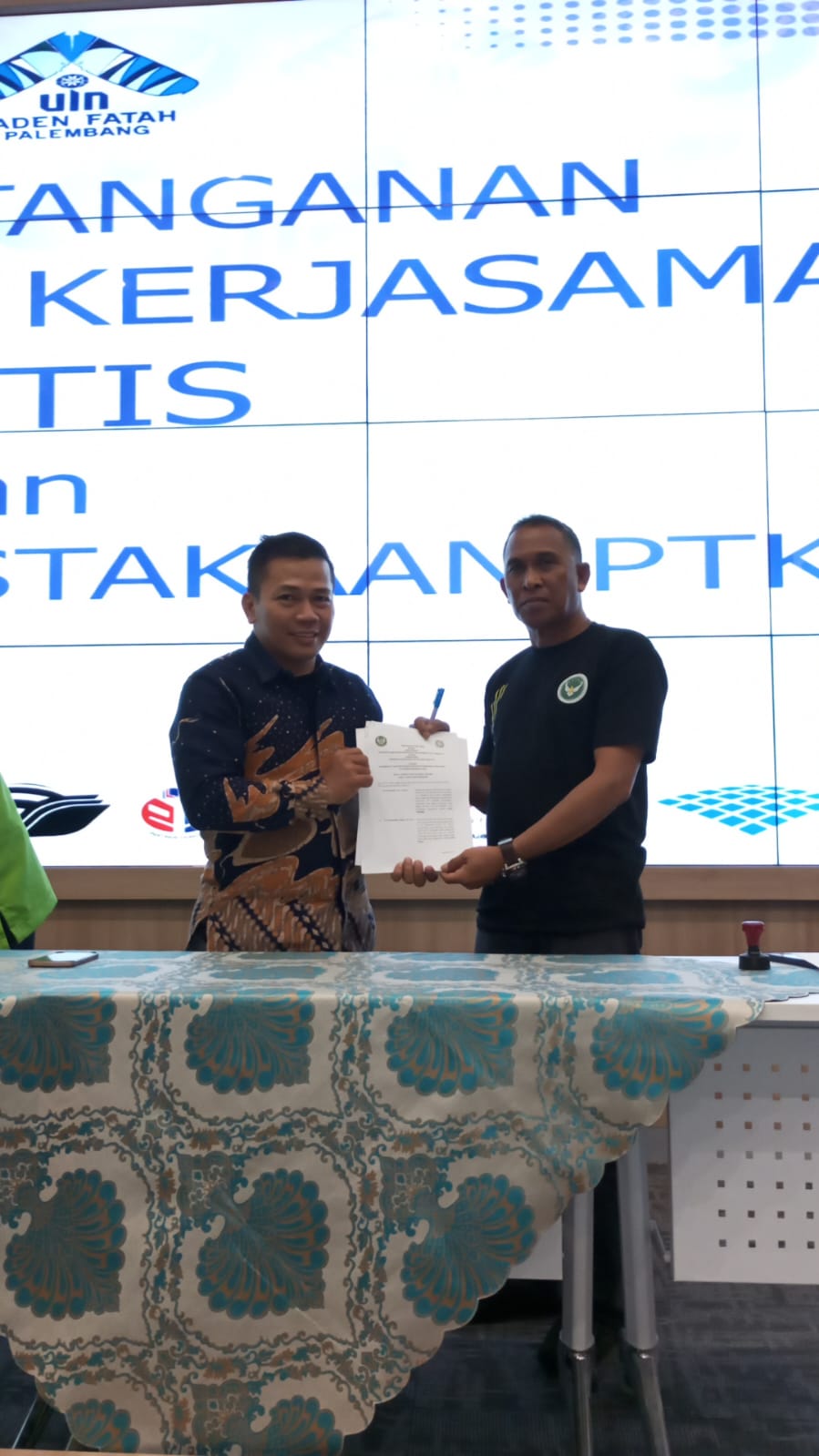 Perjanjian Kerja Sama dan Pelantikan APPTIS Wilayah Sumatra ...
